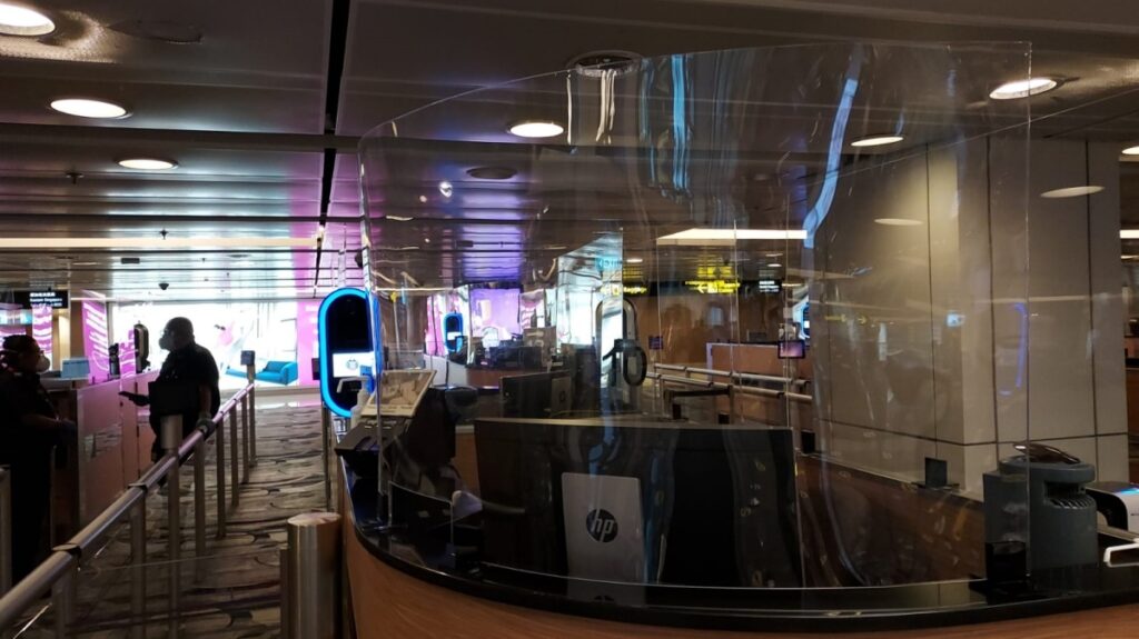 Covid-19 Safety – Clear Acrylic Barriers and Shields in Singapore